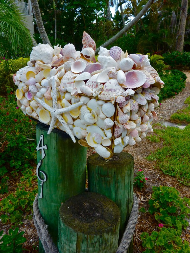 Seashell Mailboxes | I Love Shelling