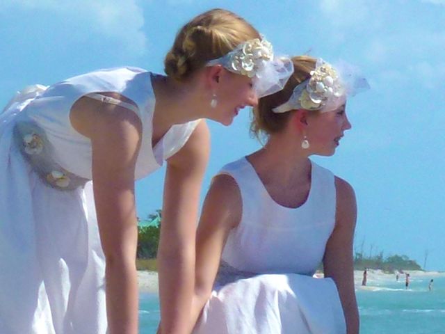 Melinda Graham’s Seashell Wedding Dress | I Love Shelling