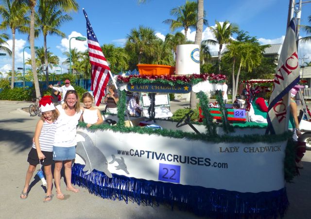 Seashell Santas in the Captiva Christmas Parade | I Love Shelling