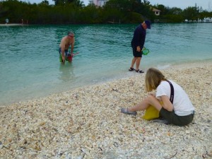 Sanibel Stoop And The Shelling Scoop | I Love Shelling