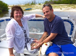 Successful Beach Combing Trip to Big Hickory Island | I Love Shelling