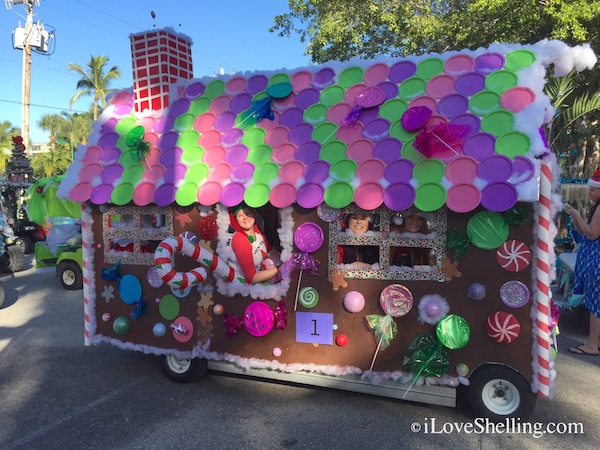 The ShellElf Judge in the 2014 Captiva Golf Cart Parade | i Love Shelling