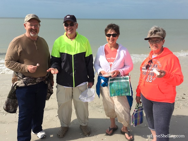 Meeting Friends and Collecting Seashells | I Love Shelling